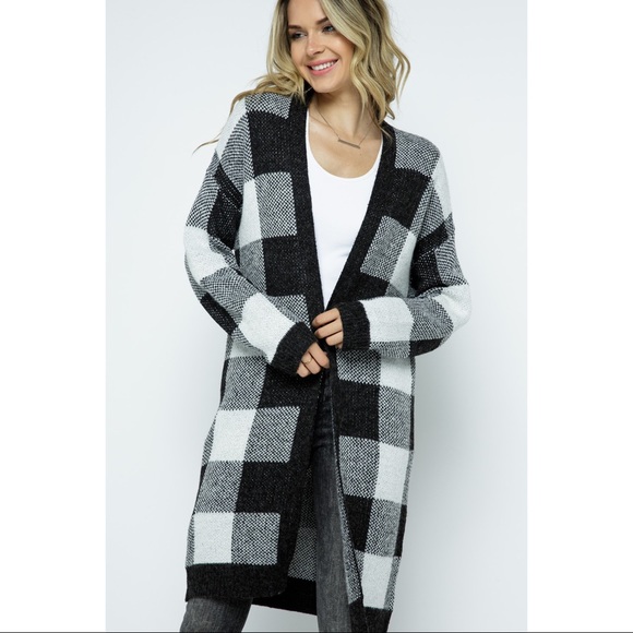 En Creme | Sweaters | Aspen Checkered Cardigan | Poshmark